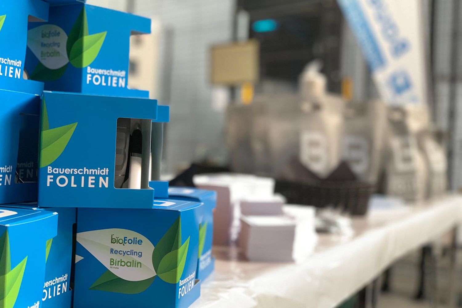 Großes Interesse beim Tag der offenen Betriebe · Bauerschmidt Folien Großes Interesse beim Tag der offenen Betriebe · Bauerschmidt Folien